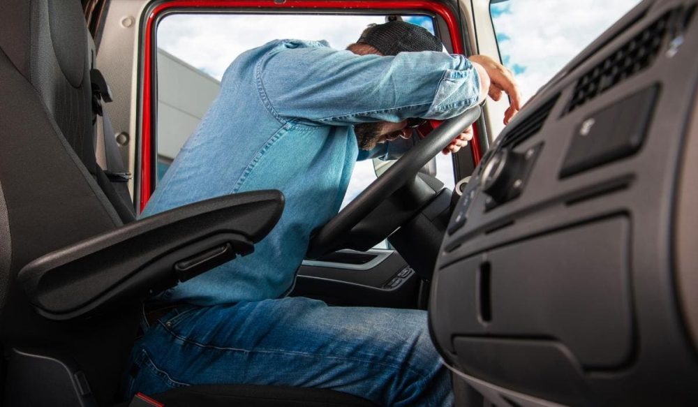 The Hidden Dangers of Truck Driver Fatigue on Georgia Roads — Trial ...